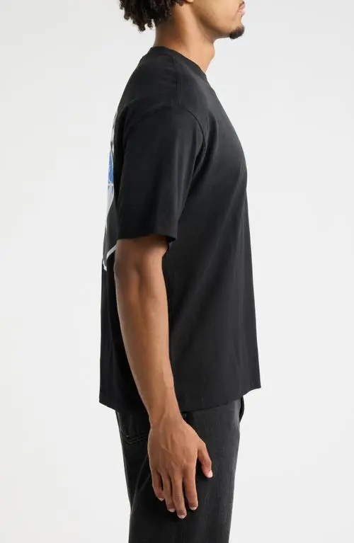 MARKET F The World Graphic T-shirt