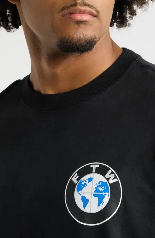 MARKET F The World Graphic T-shirt