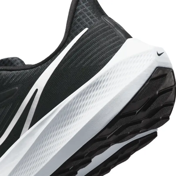 Nike Pegasus 39 Road Running Shoes