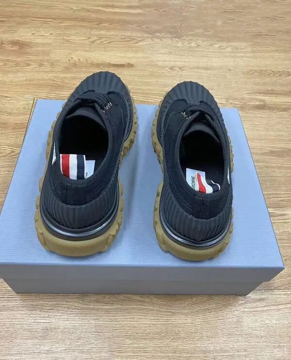 Thom Browne Molded-sole Lace-up Duck Shoes