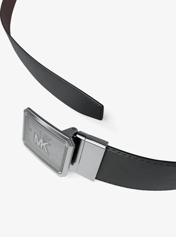 Michael Kors Reversible Leather Belt With Engraved Buckle - Brown