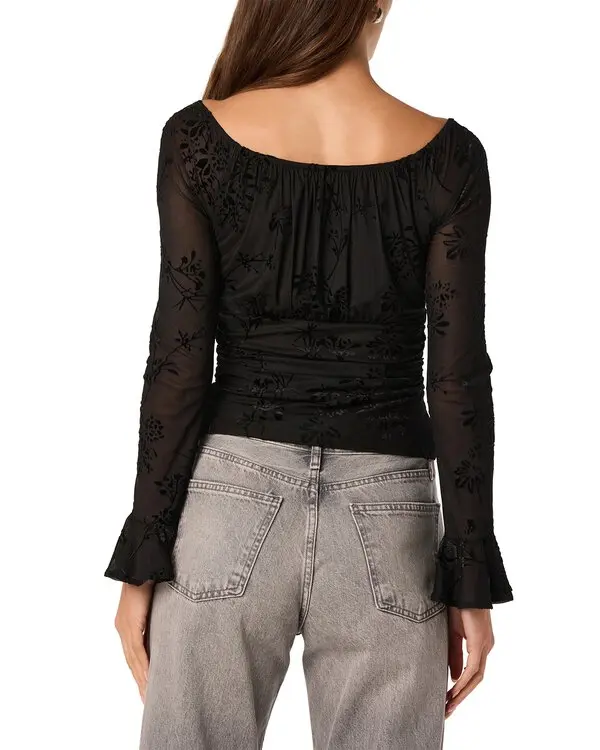 Astr The Label Belsie Scoop Neck Side Ruched Top