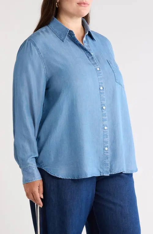 Caslon Long Sleeve Chambray Shirt With Point Collar And Chest Pocket