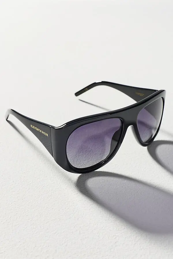 ELEVENTH HOUR Oversized Aviator Sunglasses - Black