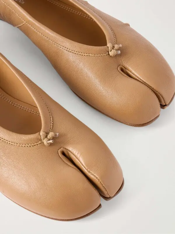 MAISON MARGIELA Tabi Split-toe Textured-leather Ballet Flats