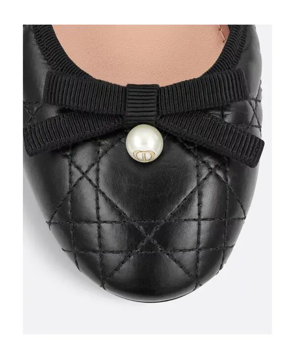 Dior Quilted Leather Ballerina Flats With Bow And Cd Pearl Detail - Black