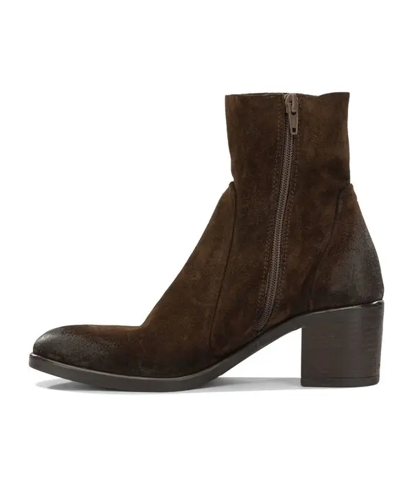 STRATEGIA Mid Heel Block Ankle Boots With Zip Up And Distressed Texture