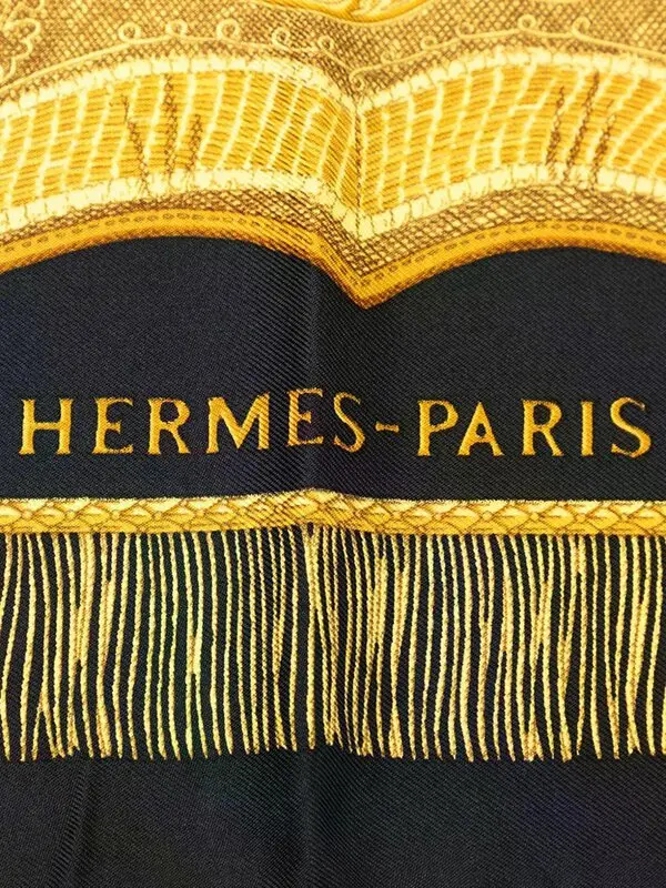 Hermès 20th Century Poste Et Cavalerie Silk Scarf 90 Scarves - Black