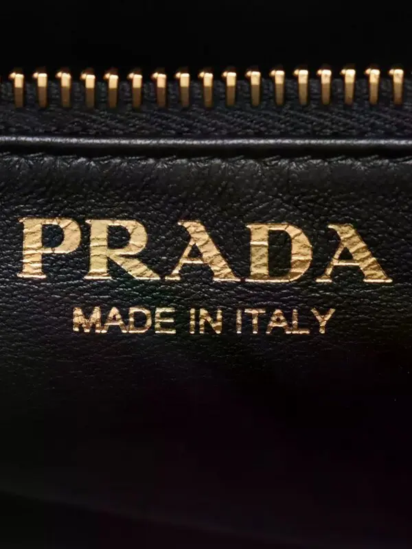 Prada 2013-2026 Medium Leather Tote Bag