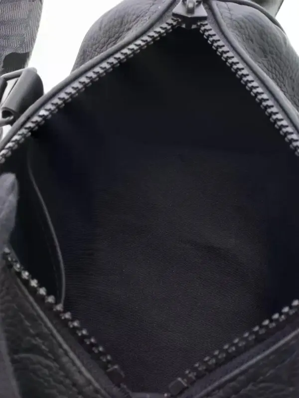 LOUIS VUITTON 2021 25 Keepall Bandoulière Monogram Holdall