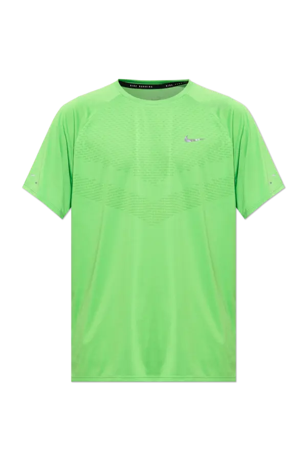 Nike Graphic Logo T-shirt
