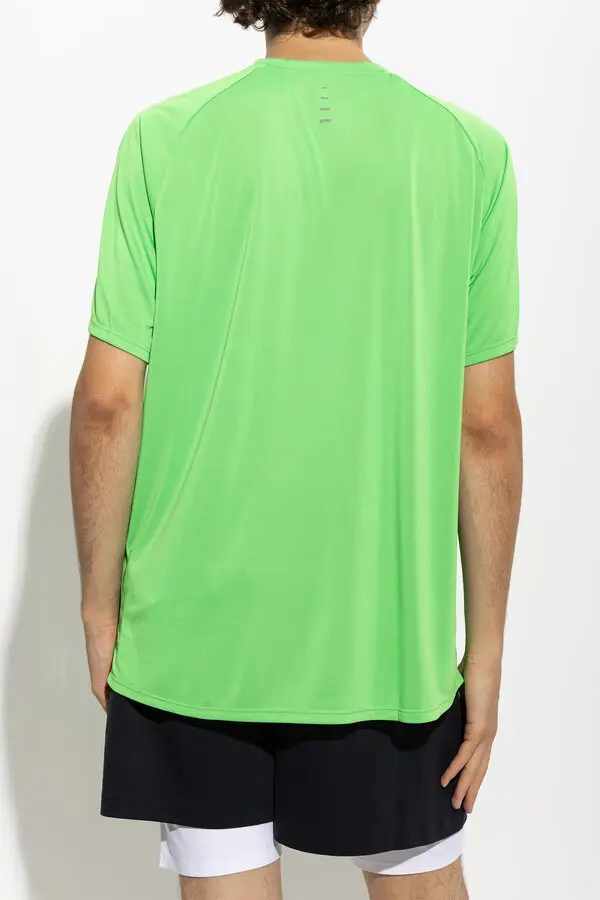 Nike Graphic Logo T-shirt