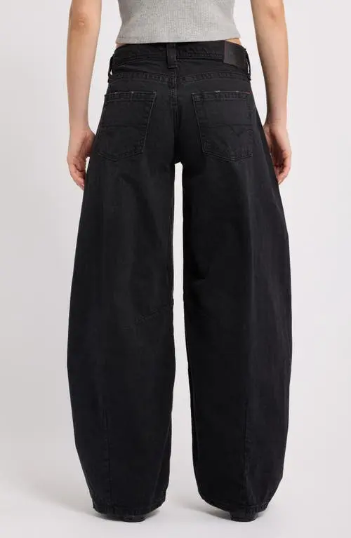 BDG URBAN OUTFITTERS Kayla Low Rise Cocoon Jeans