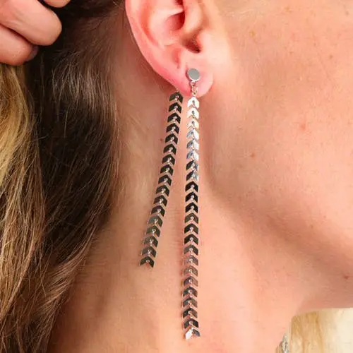 REJECTED HEARTS CLUB Chevron Dangle Earrings - Silver