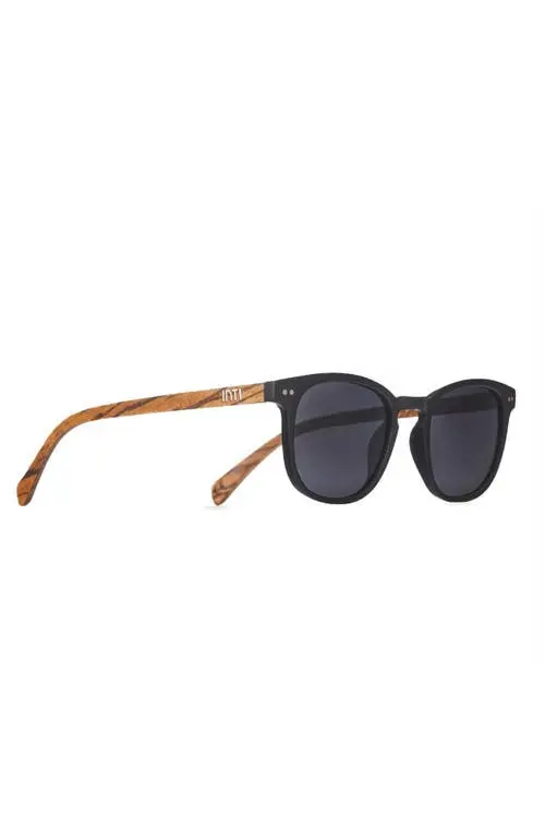 INTI EYEWEAR Wooden Temple Polarized Sunglasses
