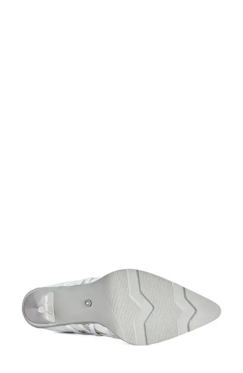 AZALEA WANG Crosswalk Pump - Light Grey