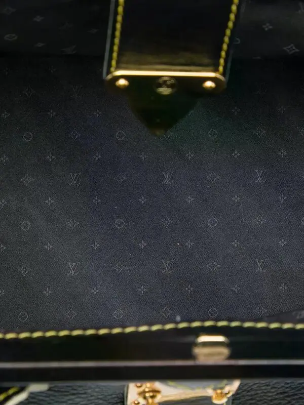 LOUIS VUITTON Suhali Lingenieux Pm Handbag - Black