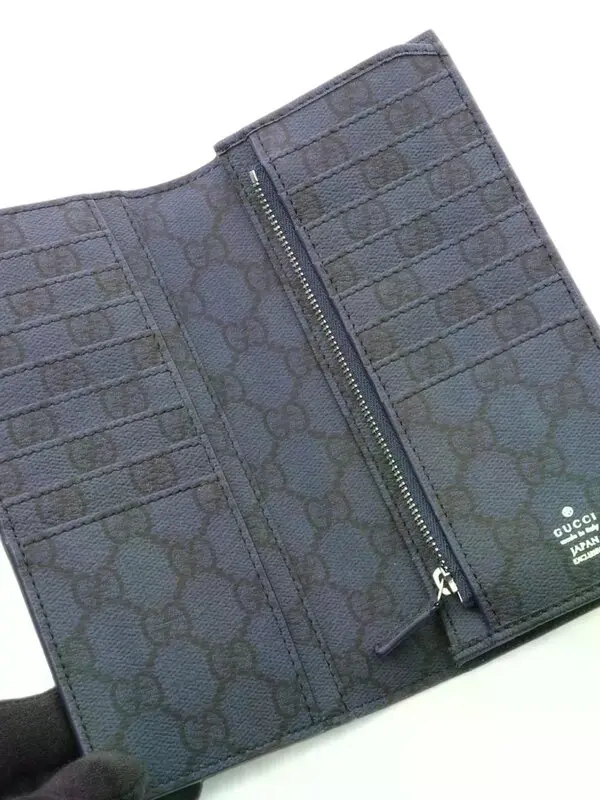 Gucci 2010s Gg Emblem Bi-fold Wallet