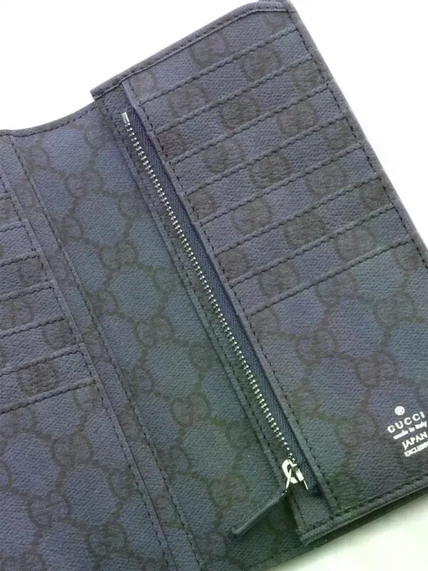 Gucci 2010s Gg Emblem Bi-fold Wallet