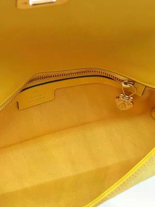 Gucci Gg Canvas Shoulder Bag - Yellow