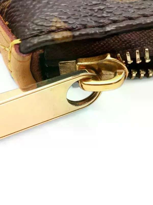 LOUIS VUITTON 2009 Gm Totally Monogram Tote Bag - Brown