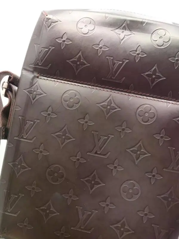 LOUIS VUITTON Monogram Glace Bobby Leather Messenger Bag