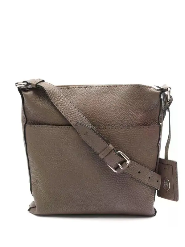 Fendi Selleria Shoulder Bag - Brown