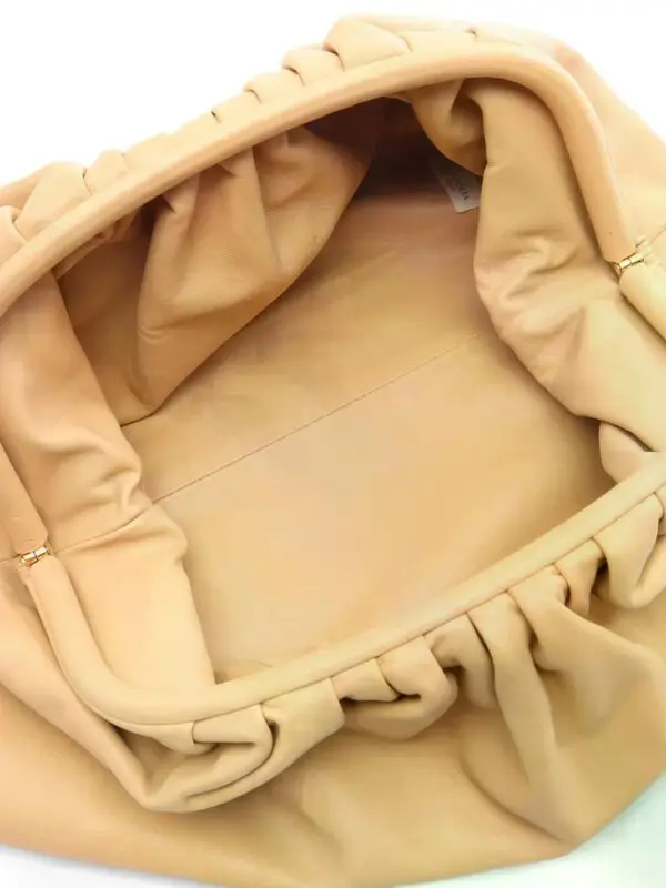 Bottega Veneta The Pouch Clutch Bag - Neutrals