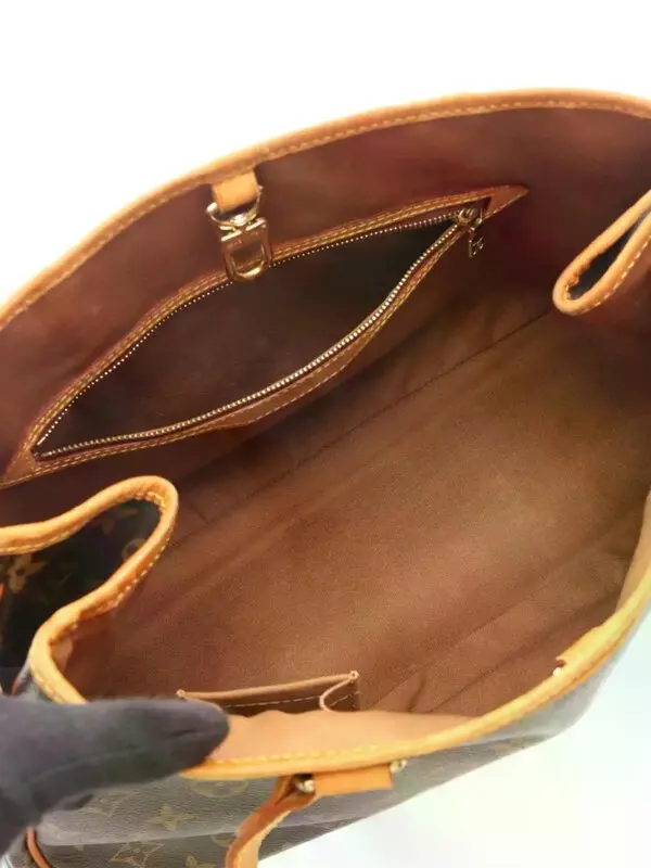 LOUIS VUITTON Monogram Canvas Batignolles Horizontal Tote Bag
