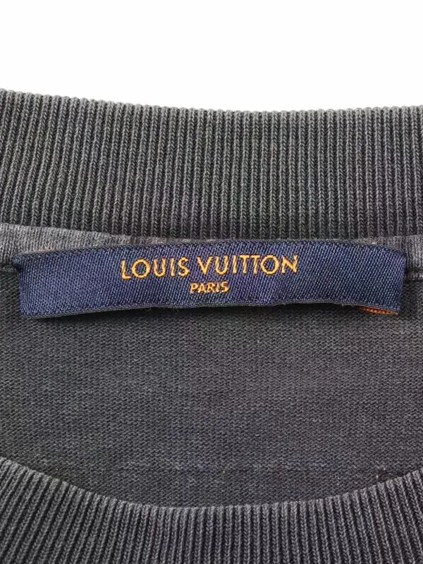 LOUIS VUITTON 2000s Plain Rainbow Inside-out T-shirt