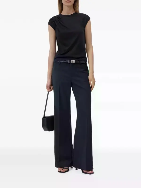 Closed Knotted Detail T-shirt