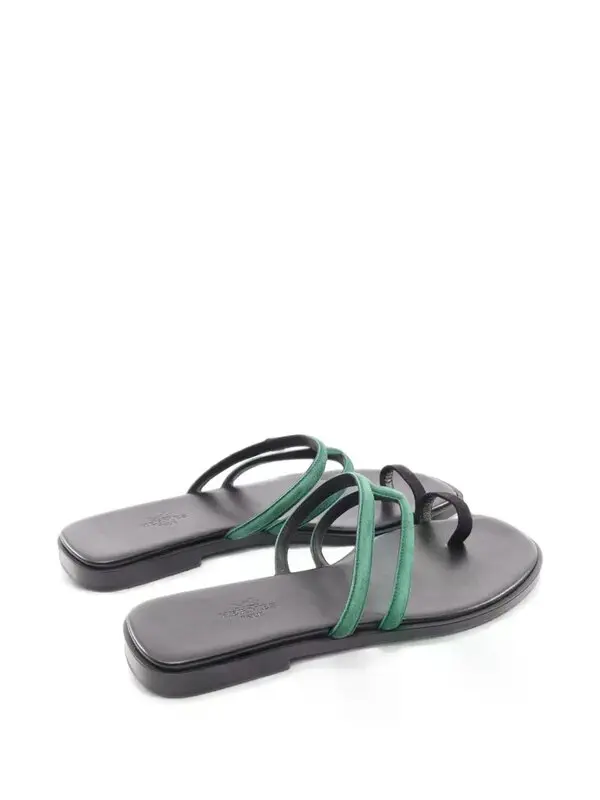 Hermès Georgia Thumb Ring Thong Sandals