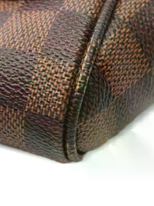LOUIS VUITTON Favorite 2014 Mm Damier Ebene Shoulder Bag - Brown