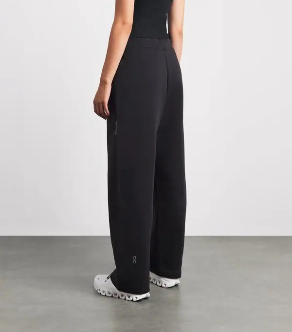 On Focus Tech Sweatpants - Black