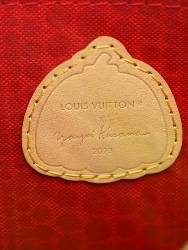 LOUIS VUITTON X Yayoi Kusama 2023 Pochette Accessoires Monogram Shoulder Bag