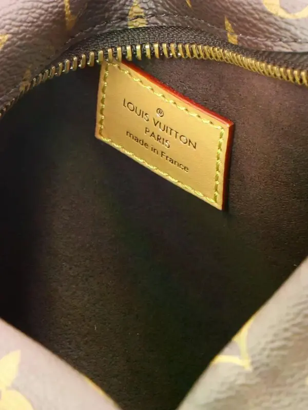 LOUIS VUITTON Monogram Canvas Mm Satchel - Brown