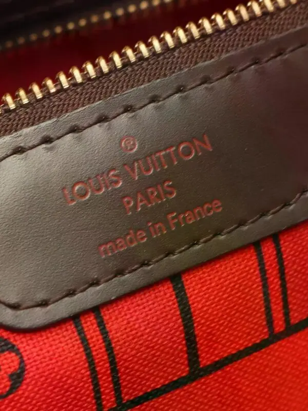 LOUIS VUITTON Damier Ebène Canvas Neverfull Tote Bag
