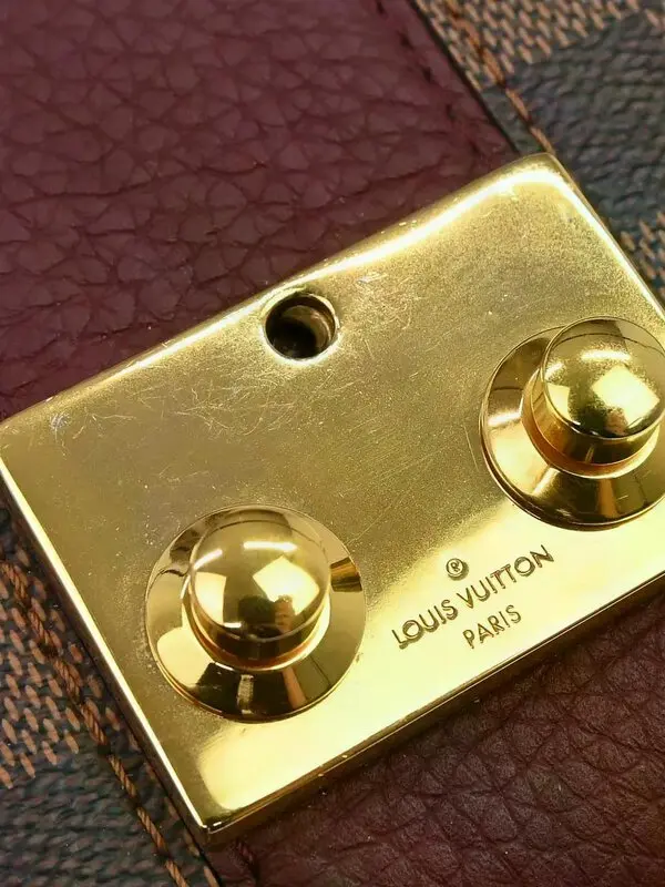 LOUIS VUITTON Damier Ebene Shoulder Bag