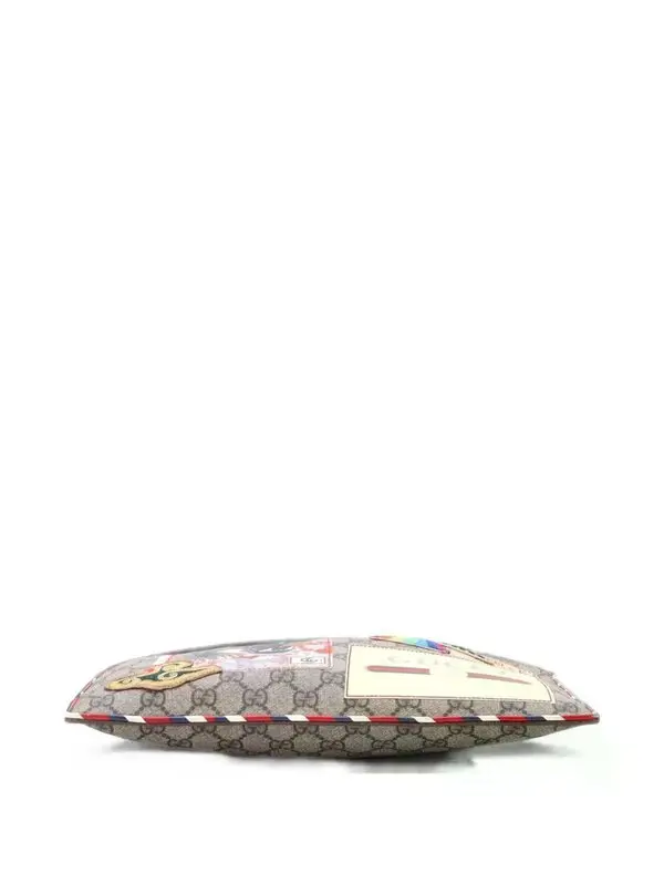 Gucci Gg Coated Canvas Applique Clutch Bag - Brown