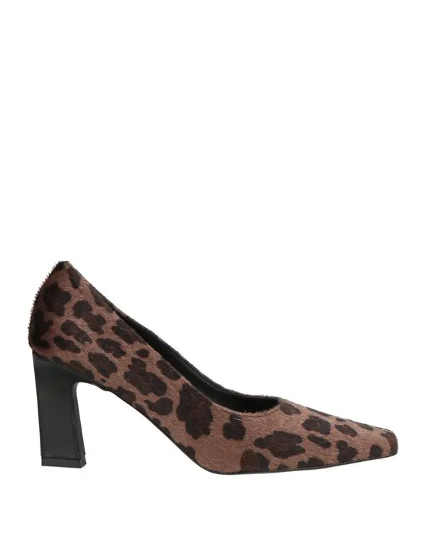 CARLA G. Leather Pumps