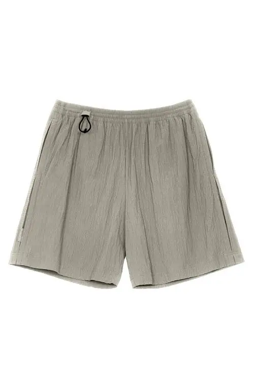 On Courtside Eaze Shorts