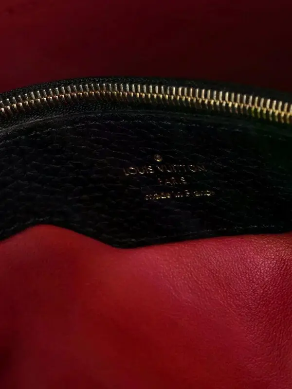 LOUIS VUITTON Capucines Bag Leather Gm Satchel