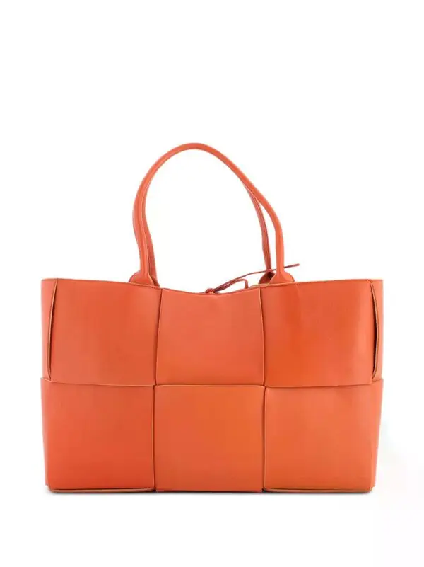 Bottega Veneta Maxi Intrecciato Leather Tote Bag - Brown