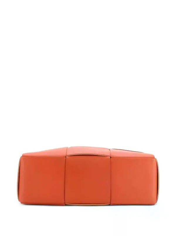 Bottega Veneta Maxi Intrecciato Leather Tote Bag - Brown
