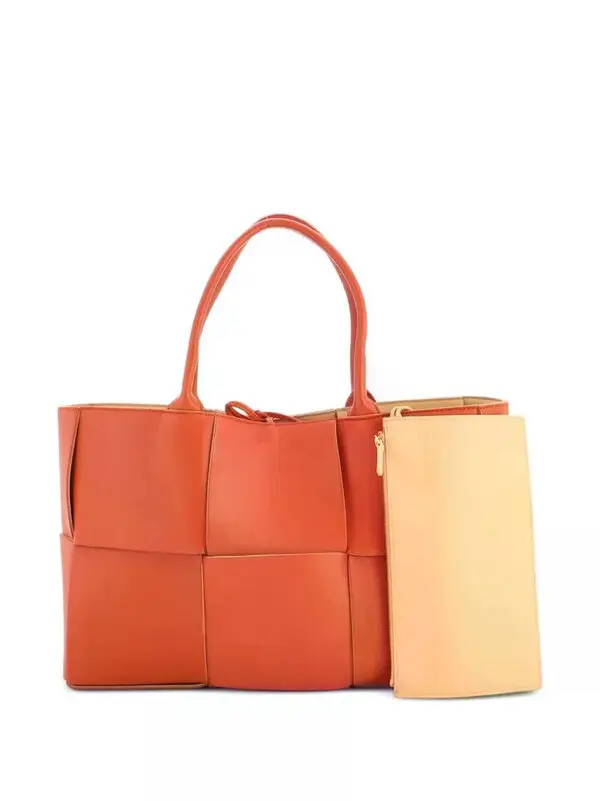 Bottega Veneta Maxi Intrecciato Leather Tote Bag - Brown