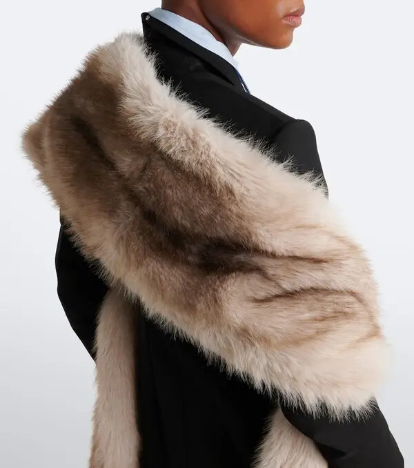 THE FRANKIE SHOP Ciasa Scarf - Beige