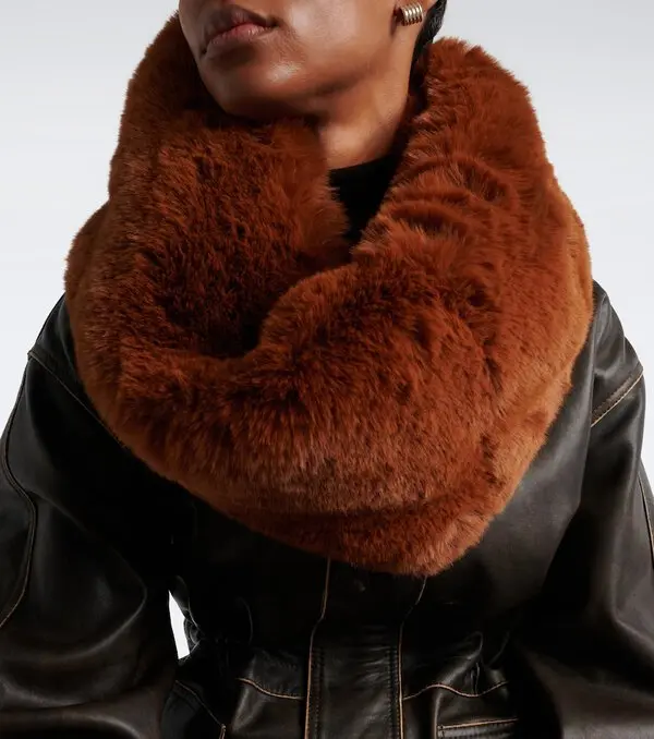 THE FRANKIE SHOP Ginevra Snood - Brown