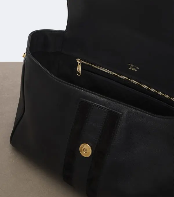 Gucci Leather Medium Shoulder Bag