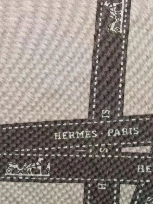 Hermès 2010s 90 Carre Bolduc Scarf
