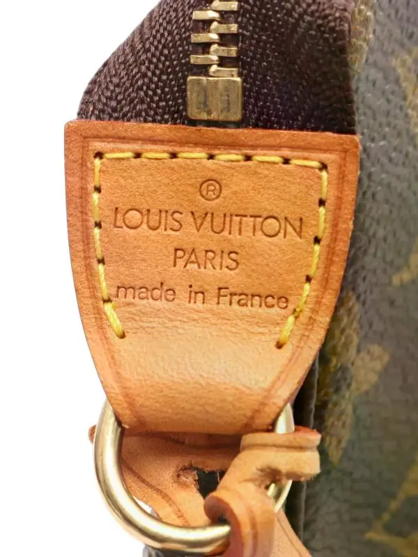 LOUIS VUITTON 2000 Monogram Pochette Accessoires Shoulder Bag